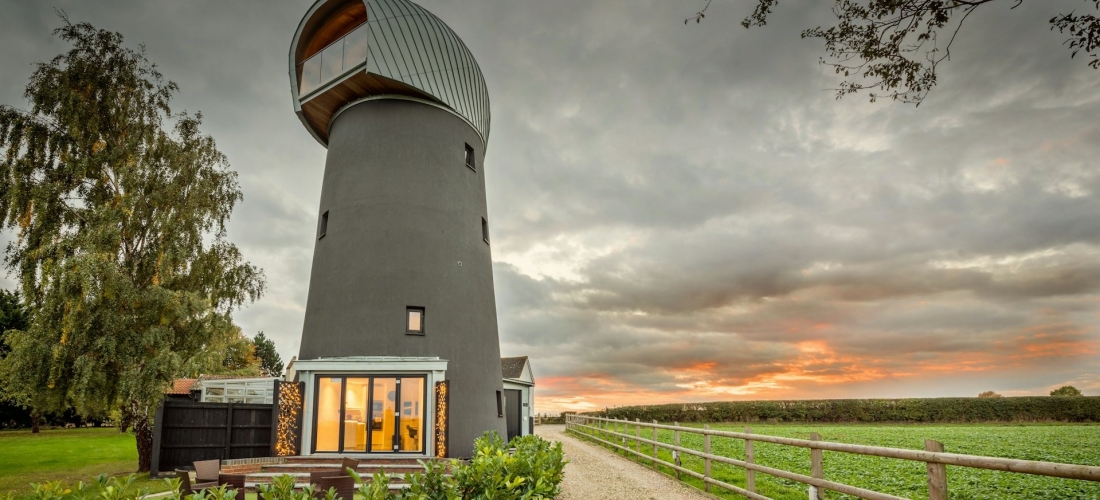 Win a 2-night stay for 2 in a converted Suffolk windmill | Travelscoop